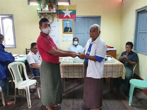 ရန်ကင်းမြို့နယ်တွင် ပုံမှန်ဝင်ငွေမရှိသော အိမ်ထောင်စုများအား နိုင်ငံတော်အစိုးရမှပေးအပ်သည့် ထောက