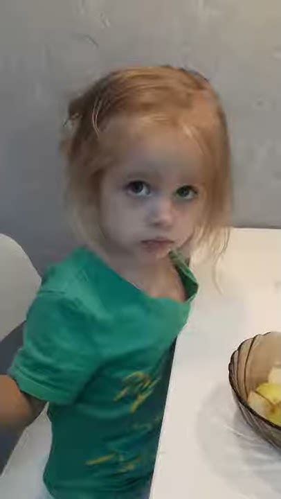 Попа слипнется Youtube