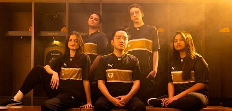 Geng X Puma 2022 Pro Kit The Gaming Wear
