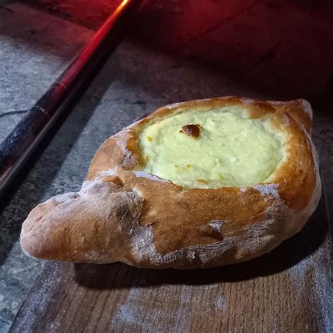 მამუკას აჭარული ხაჭაპური შეშაზე Batumi