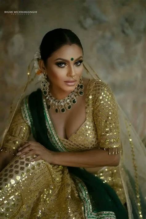 මහ සොහොන් යක්ෂනි හෙවත් සිංහ තනුෂ්කා උමා එයා නම් කලා ගාරයක්b🤍💯