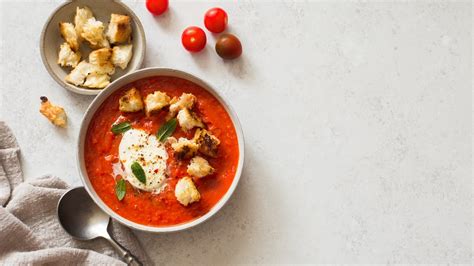 Recette Chaussons Aux Tomates Poivrons Olives Et Mozzarella
