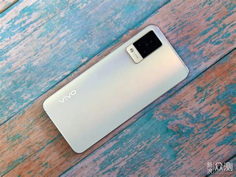 Vivo S9：审美的倒退？我不这样认为原创新浪众测