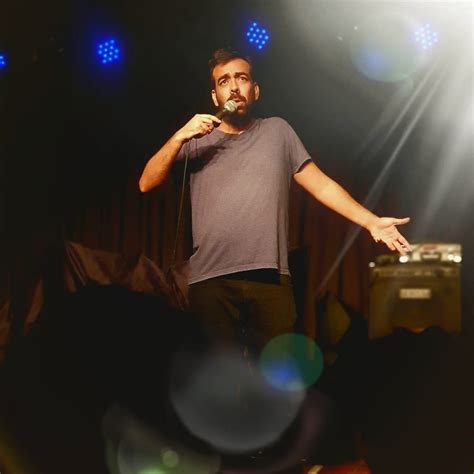 גיא אדלר עסקנות סטנדאפ