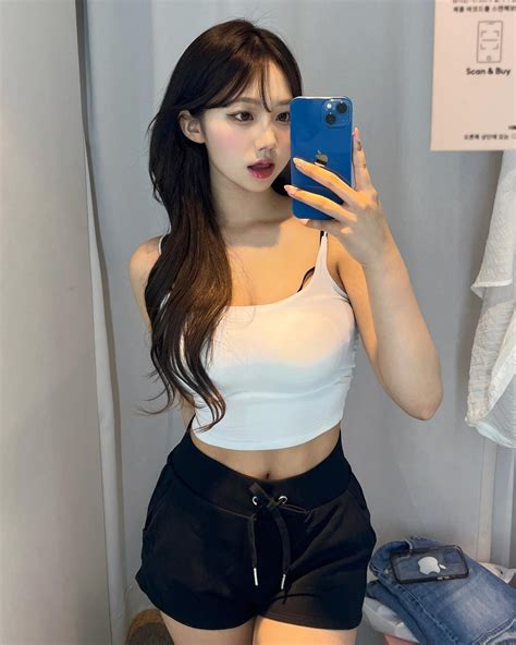 Cute Korean Rprettyasiangirls