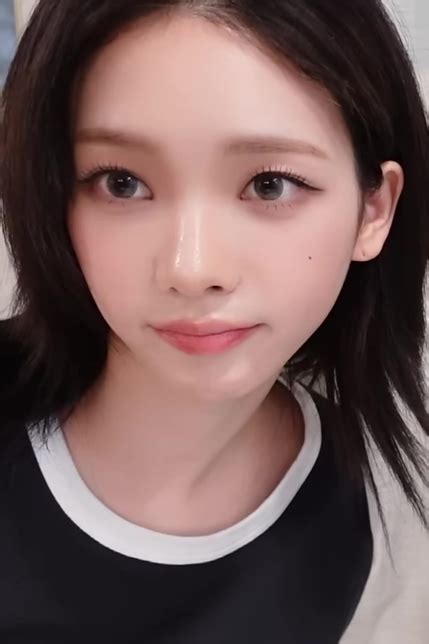 중단발 에스파 카리나 움짤
