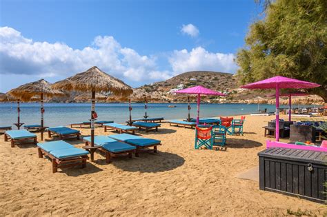 Οι ωραιότερες παραλίες της Ίου Travel Gr