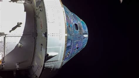 Artemis 1 La Nave Espacial Orion De La Nasa Se Toma Una Selfie En Su