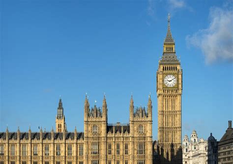 注意啦，英国这些院校将陆续开放24fall硕士留学申请！ 知乎