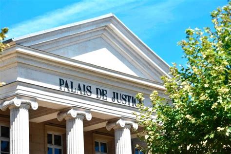 Deux ans et demi de prison ferme pour celui qui était à la fois un