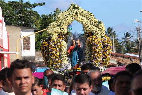 Shows da Festa de Bom Jesus dos Navegantes começam nesta quinta em