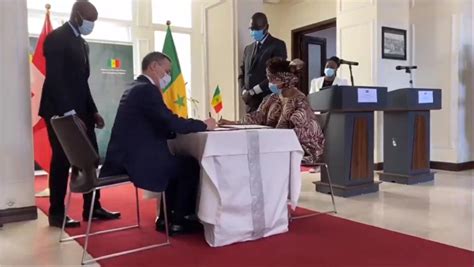 Cassis Unterzeichnet In Senegal Erklärung Zum Klimaschutz Tages Anzeiger