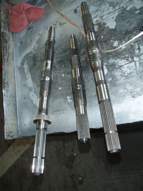 Replacing Wd L E Output Shaft To Wd IH MUD Forum