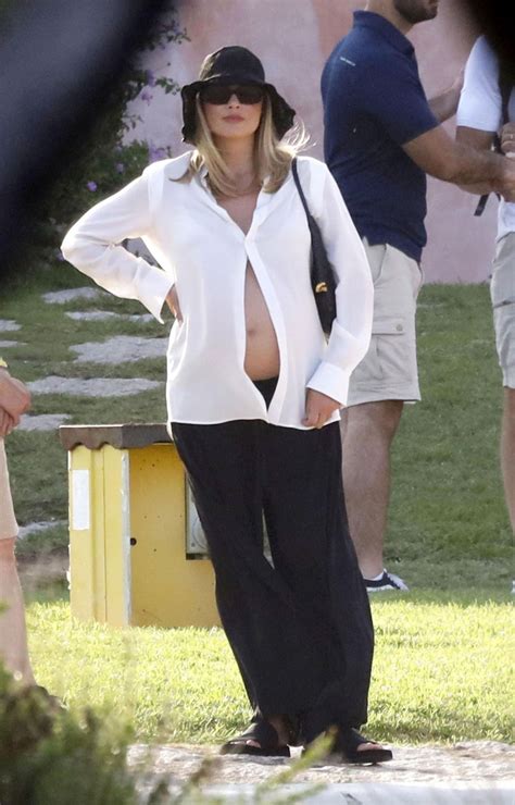 Pregnant Margot Robbie On Vacation In Sardinia 08262024 Hawtcelebs