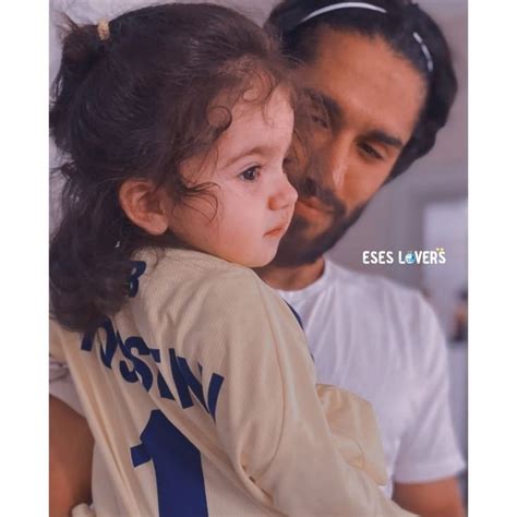 سید حسین حسینی و دختر خانومش🙂🥺💙