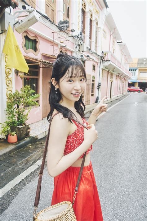 📸 画像：『akb48 山内瑞葵 1st写真集 好きになる予感』お渡し会限定生写真カット（ckadokawa Cdh Photo