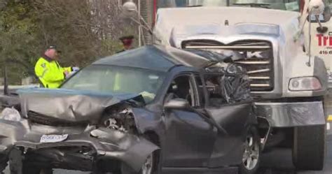 Woman Dies In Hospital After 5 Vehicle Crash In Oshawa Globalnewsca