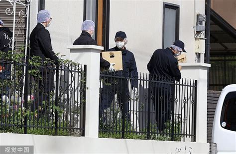 朝岸田投擲爆炸物的嫌疑人還攜帶了刀具，日本警方搜查其住宅 新浪香港