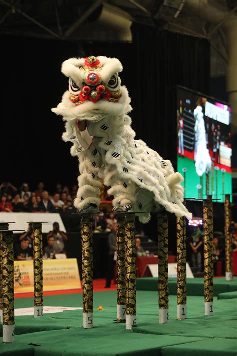 Lion Dancers Return To Resorts World Genting For Its 14th Acrobatic