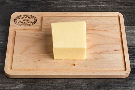 New York Sharp White Yoder S Meat Cheese