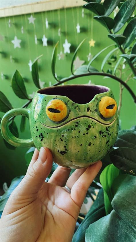 Toad mug ☕️ | Керамические изделия своими руками, Керамический вазон ...