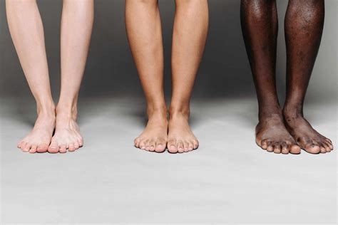 Learn How A Foot Specialist Cuts Toenails Feet First Clinic