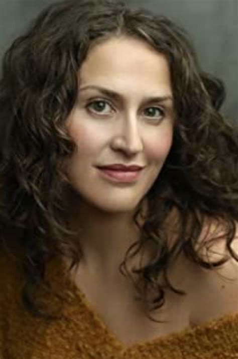 Constanza Ruff 百度百科