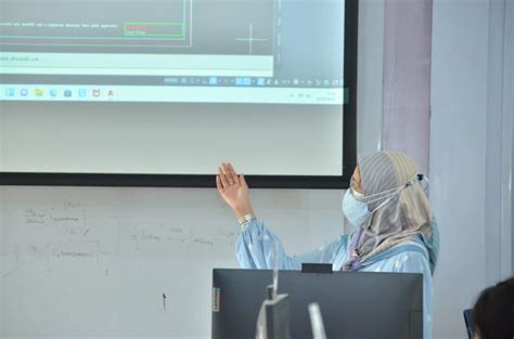 Laboratorium Operasi Teknik Kimia Dan Komputasi Departemen Teknik Kimia