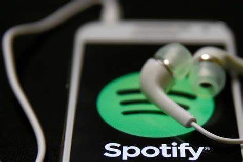 Случайное воспроизведение Spotify стало более комфортным и чуть менее случайным •
