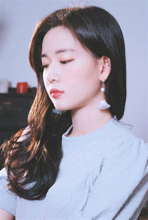 ☁️ •ᴋᴏʀᴇᴀɴ ɢɪʀʟ•에 있는 ʀᴀɪɴʏʏᴅᴀʏ님의 핀 미용 제품 이어커프 탄생석