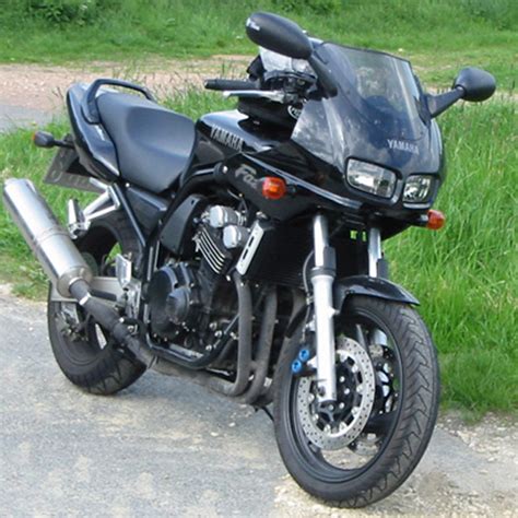 2001 Yamaha FZS 600 Fazer Moto ZombDrive