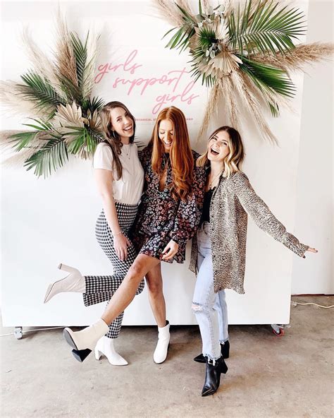 How To Keep Your Long Distance Friendship Thriving The Everygirl