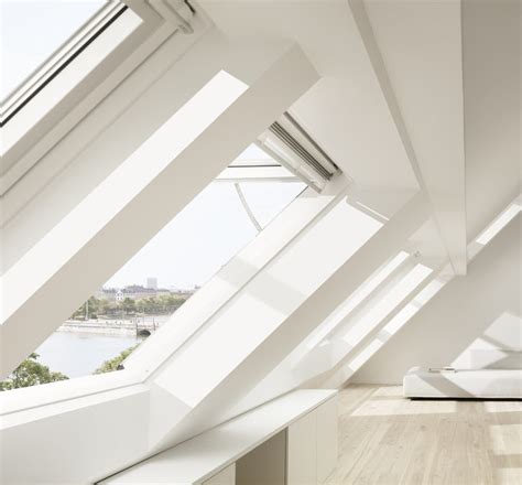 Velux Gpu Mk08 007021u Top Hung Integra® Electric Window 78 X 140 Cm Roofing Outlet