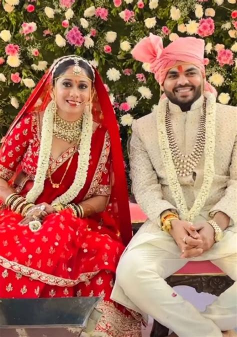 Aly Goni And Gf Jasmine Bhasin Make A Stunning Entry At Their Friend