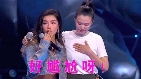 超女冠军10年后重返舞台，导师竟然是超女亚军！网友：太讽刺了！ Youtube