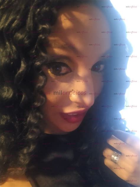 Linda Y Hermosa Flaquita Dispuesta A Darte Mucha Complacencia Placer Pasicion Y