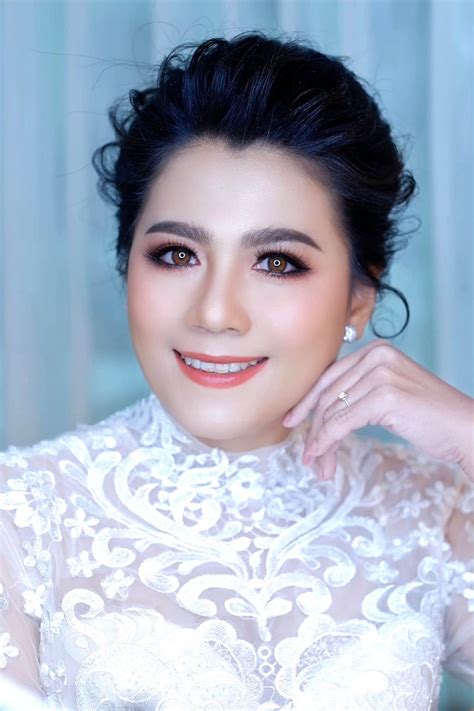 เจ้าสาวต้นรักสวยสไตล ต้นรักรจนาพร เวดดิ้งสตูดิโอ เชียงราย