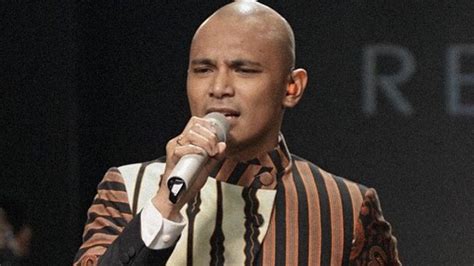 不仅仅是唱歌艾伦·安德森接受了声乐工程请求的挑战