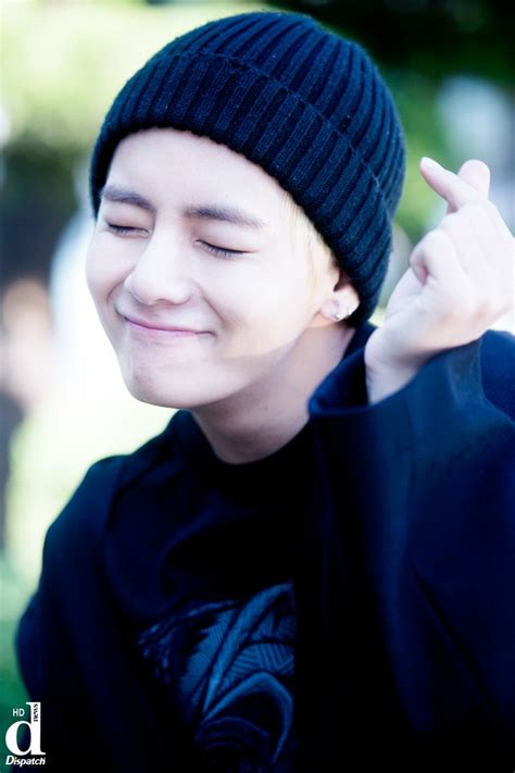 V Bts Hd Photo Shoot Outside Big Hit Entertainment Dispatch Bts 방탄