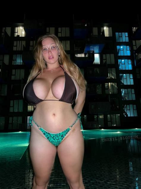 TW Pornstars CherylBlossomOfficial TOP On OF Pictures And Videos From Twitter