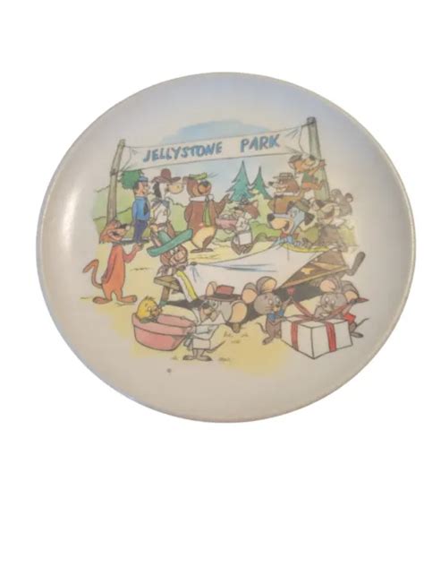 Hanna Barbera Characters Yogi Bear Jellystone Park 8 Melmac Plate