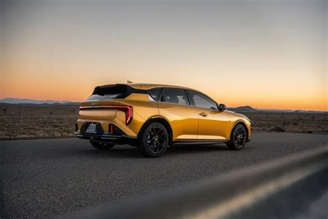 Populairste Merk Van Nederland Komt Met Meer Hatchbacks En Sedans Naar Europa