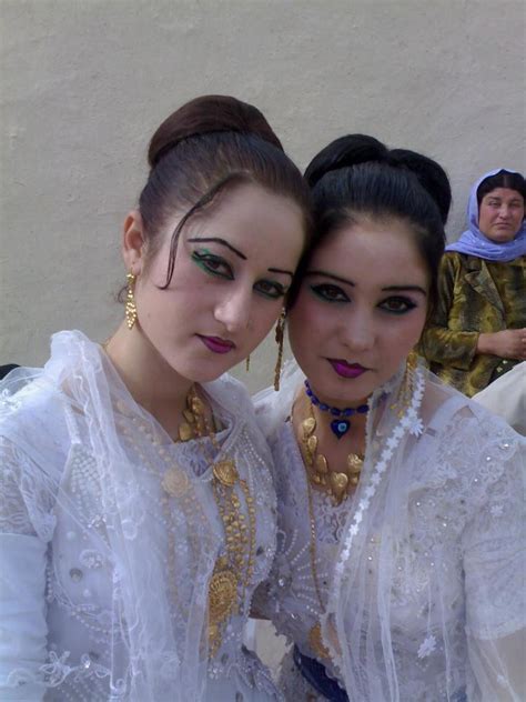 Arab Queen Pics Kurds Girl At Wedding Party