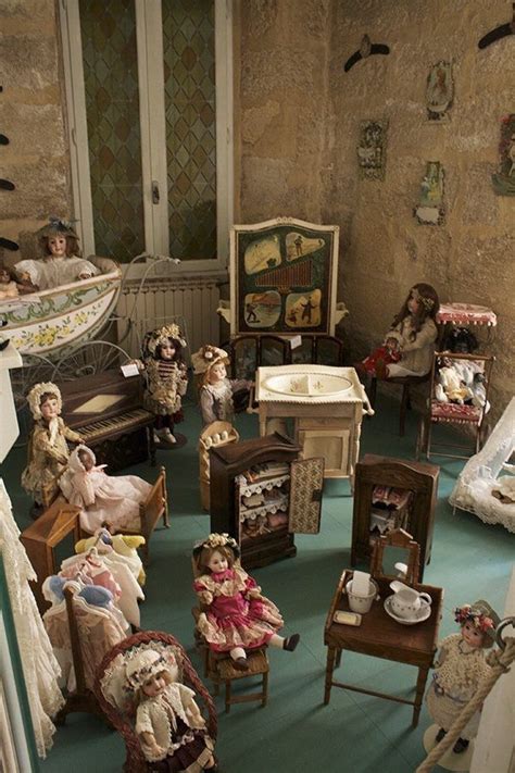 Pin By Patricia Trigo On Imágenes Miniatura 2 Doll House Antique