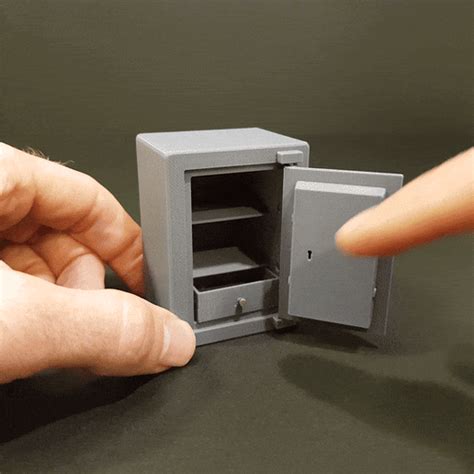 🚪 Miniature Safe With Opening Door 1 12 Scale・ Stl File For 3d