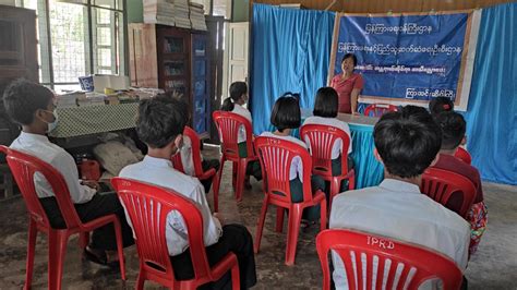 ကြာအင်းဆိပ်ကြီးမြို့နယ် လူထုအခြေပြုဗဟိုဌာန၌ မူးယစ်ဆေးဝါးအန္တရာယ်ဆိုင်ရာ