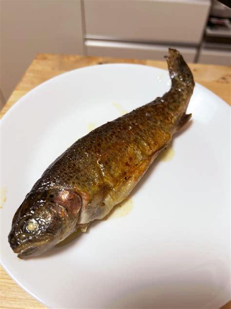 釣り堀で釣ったニジマスバター醤油ソテー By モモとミルキィ 【クックパッド】 簡単おいしいみんなのレシピが394万品
