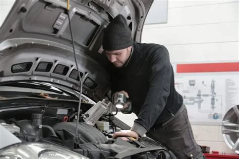 How to remove refrigerant from car without a machine? Step-By-Step
