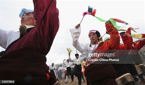 Dance Needle Photos And Premium High Res Pictures Getty Images