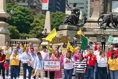 Xóchitl Gálvez Recibe Constancia Como Candidata Del Frente Amplio En El
